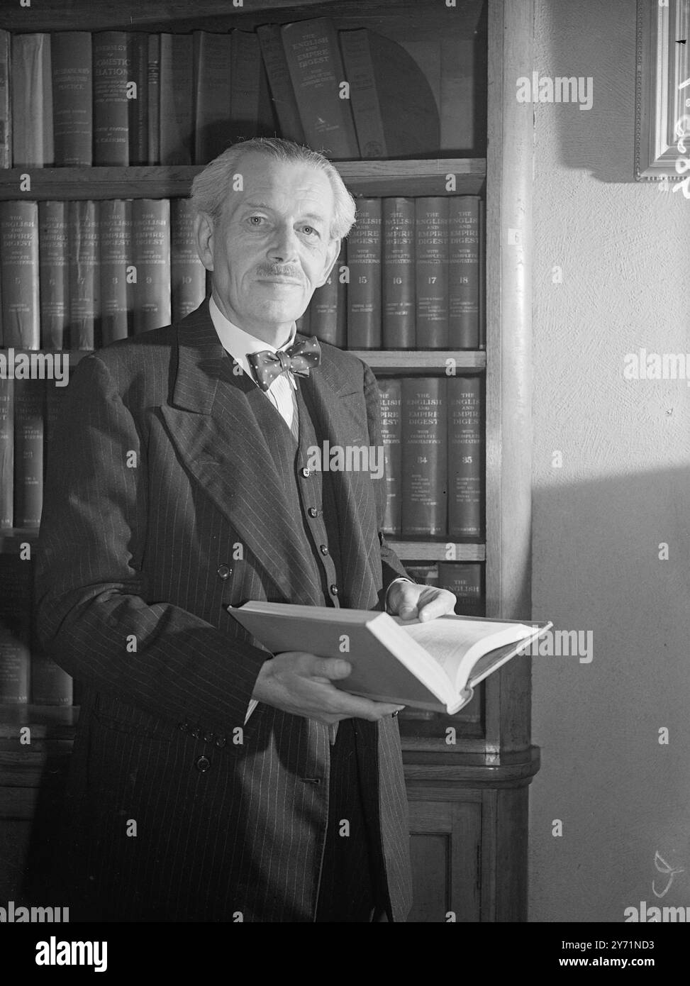 Chief metropolitan magistrate Black and White Stock Photos & Images - Alamy