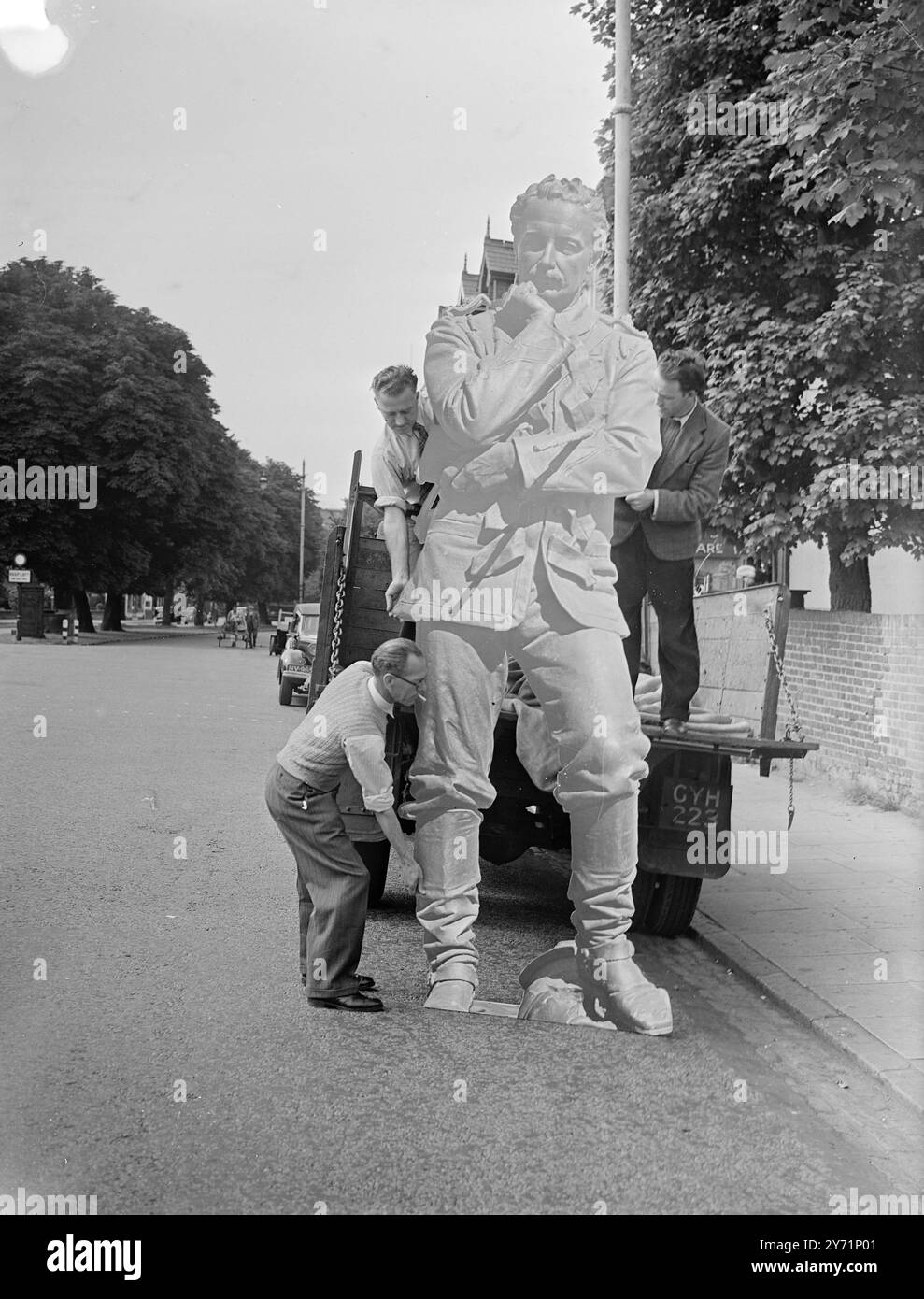 "General's Journeys" - Site sought for Gordon Statue. An eleven foot ...