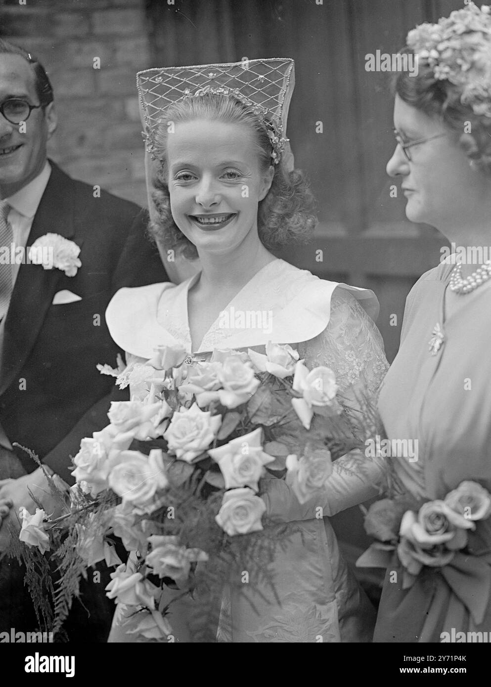 " Something Borrowed " - Actress weds in borrowed gown. Stage actress ...