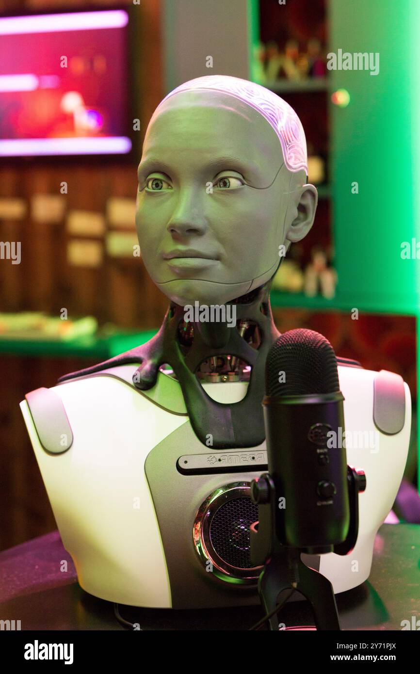 Ameca robotics hi-res stock photography and images - Alamy