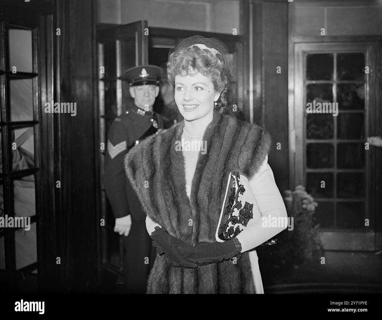 GALA PREMIERE OF FILM '' THE SECRET LIFE OF WALTER MITTY '' The Gala ...