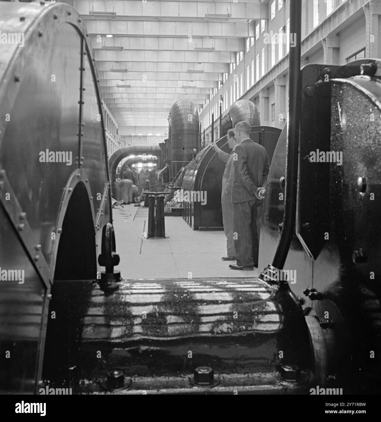 KING TO OPEN NEW POWER STATION Britain's newest PowerStation at ...