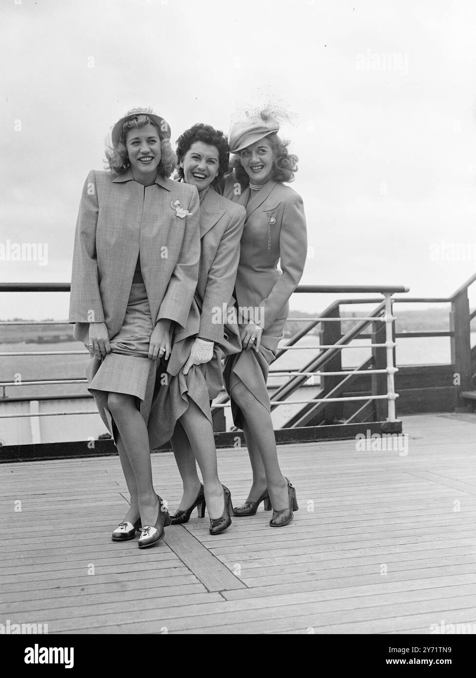 "Three in Harmony" - Andrews sisters arrive. Arriving at Southampton ...