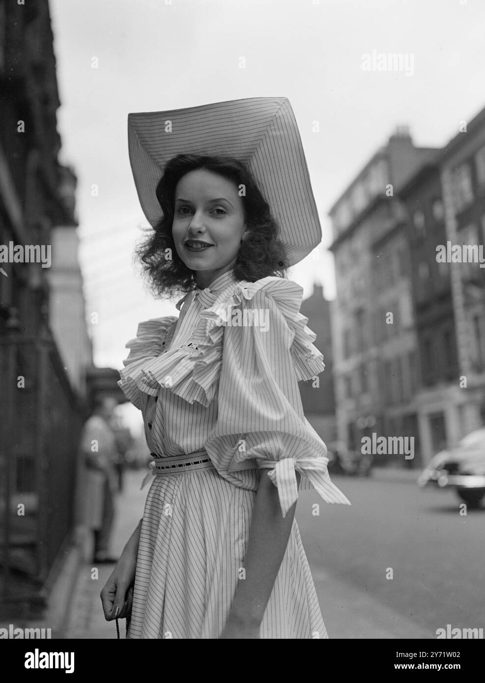 "Teen age Television" Teenage "starlets", will model fashions in the ...