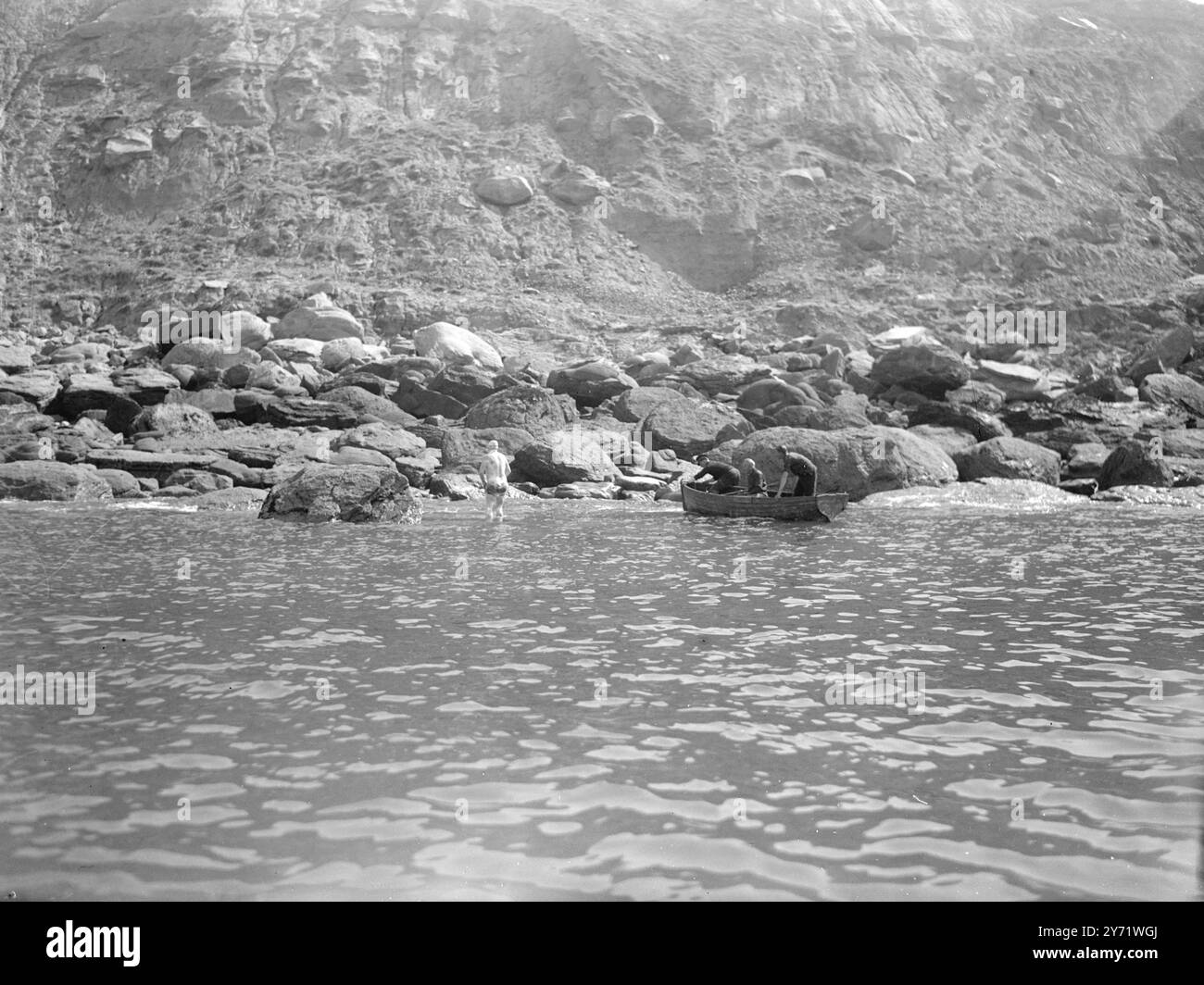 August 1948 hi-res stock photography and images - Alamy