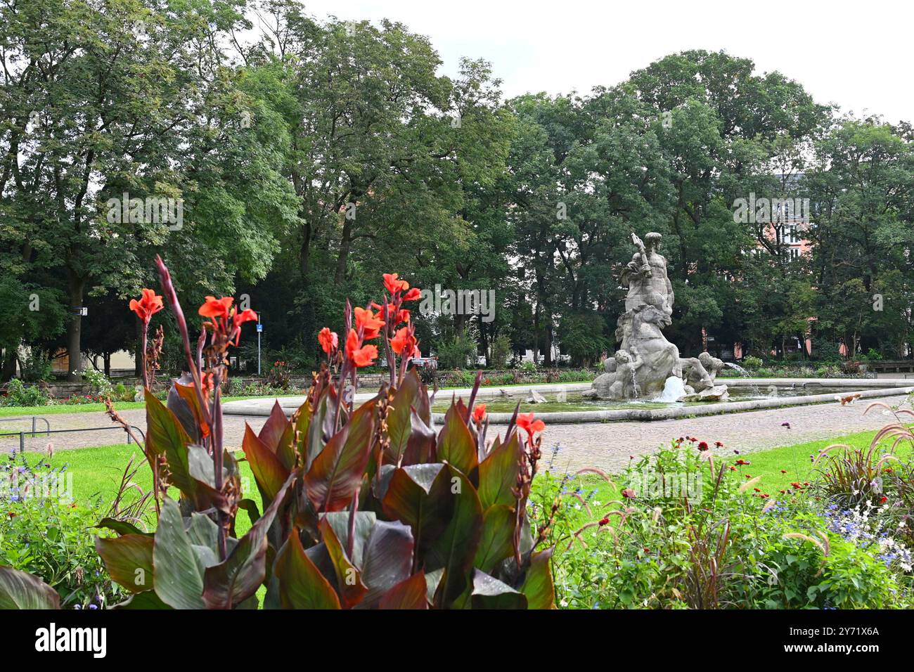 Munich, Deutschland. 27th Sep, 2024. Old Botanical Garden in Munich ...