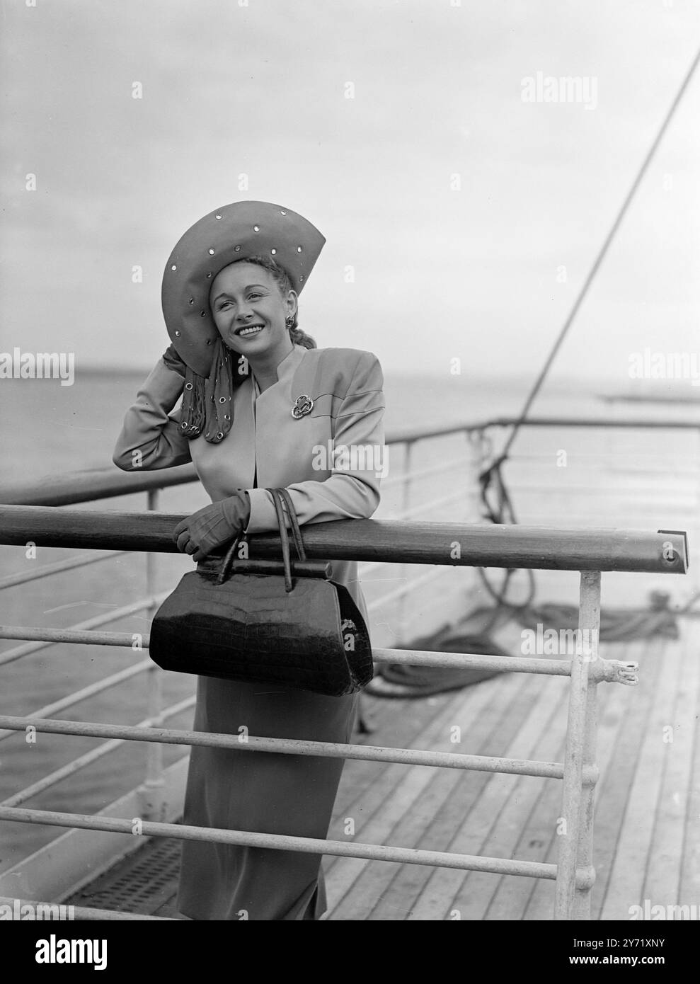 "Vera is nearer" - Screen star Vera Ralston arrives. Arriving on the ...