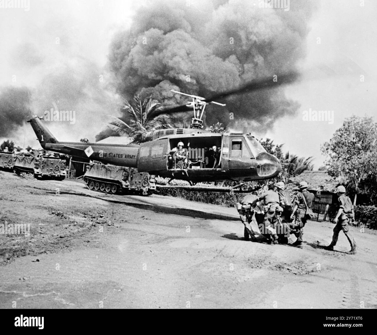 Strike refinery Black and White Stock Photos & Images - Alamy