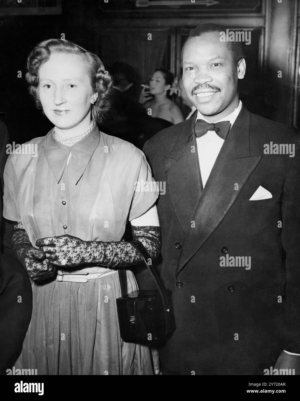 Ruth Khama and Seretse Khama. March 1954 Stock Photo - Alamy