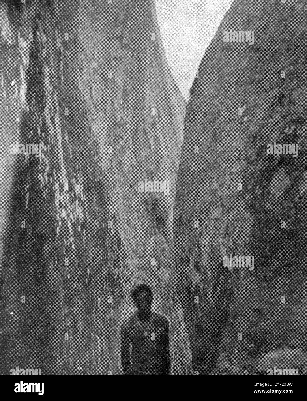The Possible Ophir : Remains of the Great Zimbabwe in Rhodesia , The ...