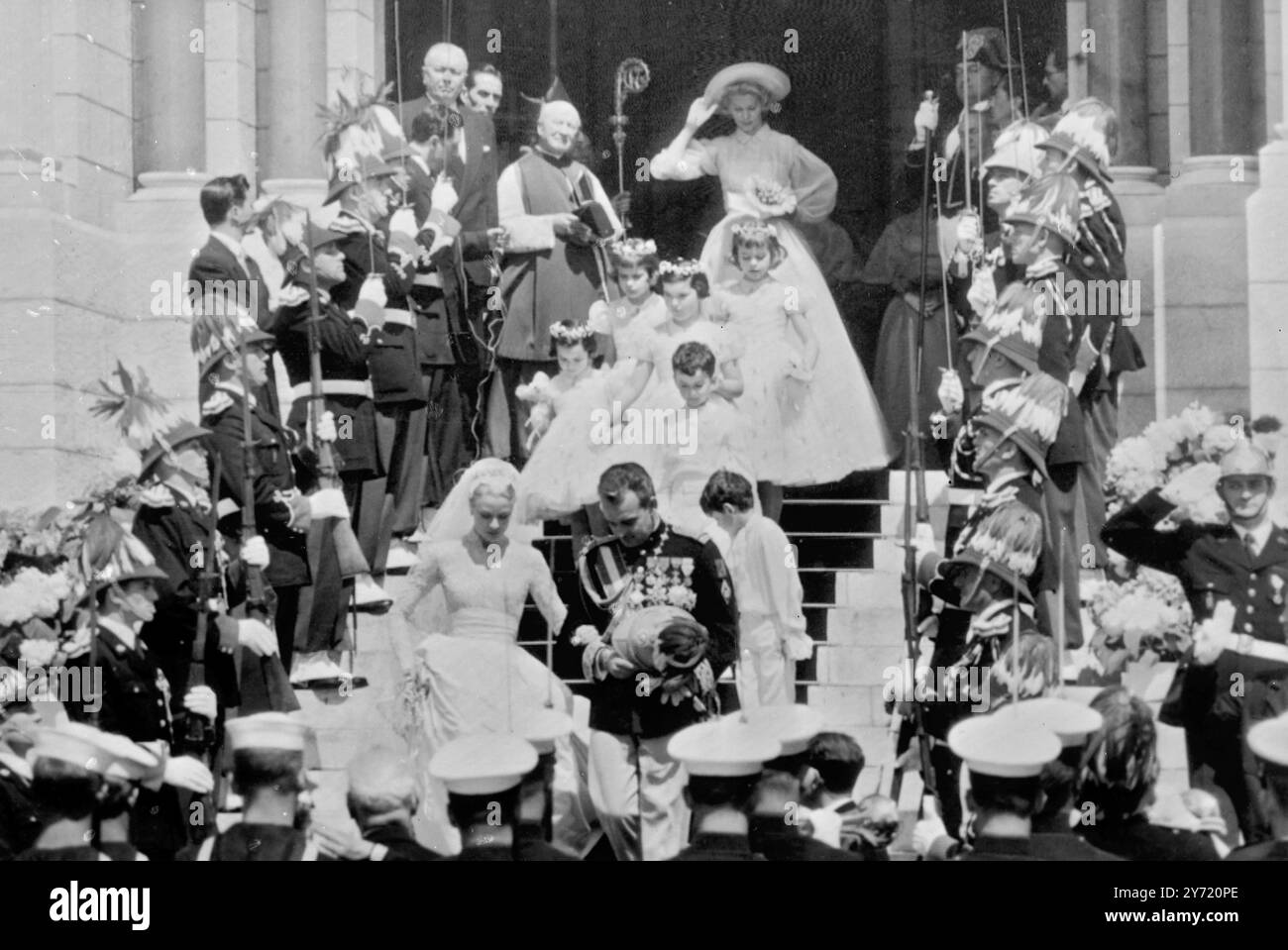 Bridal Procession Monaco : Prince Rainier III of Monaco and his bride ...