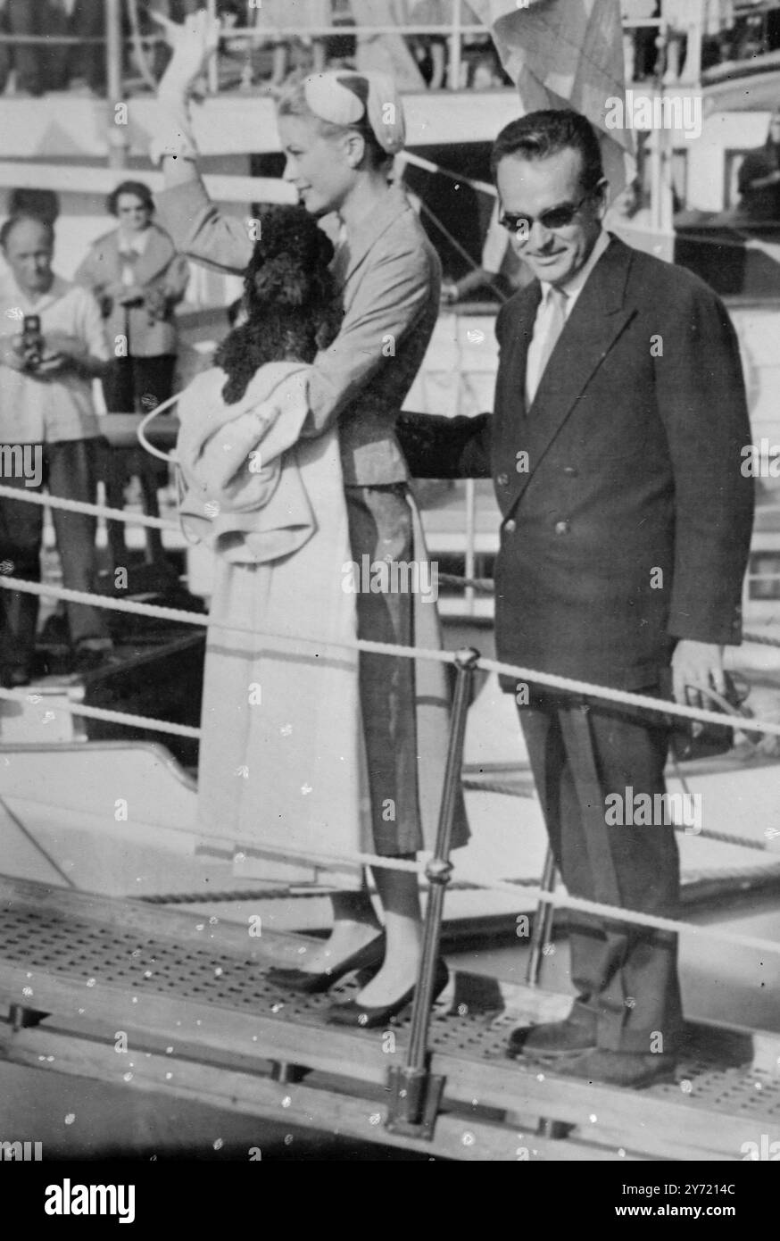Off on their Honeymoon Monaco : Prince Rainier III and Princess Grace ...