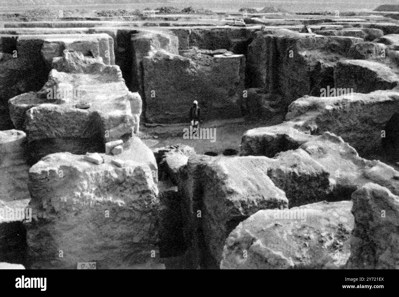 A Palace and Temple 4000 Years ago and the ruins today .Part of the ...