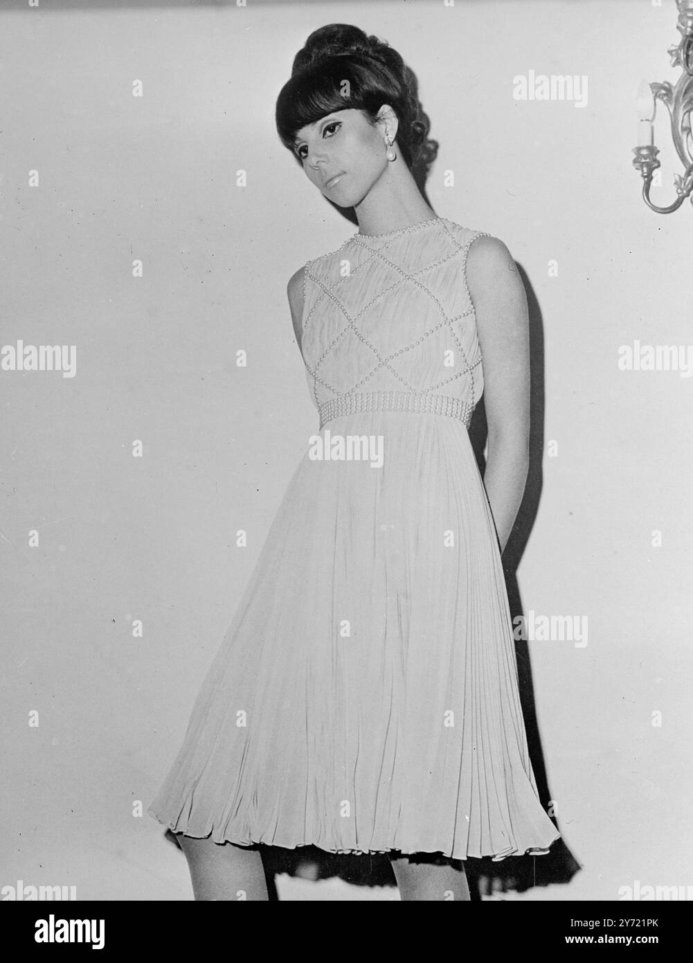 Tiziani designs American-born Tiziani of Rome presents Spring-Summer ...