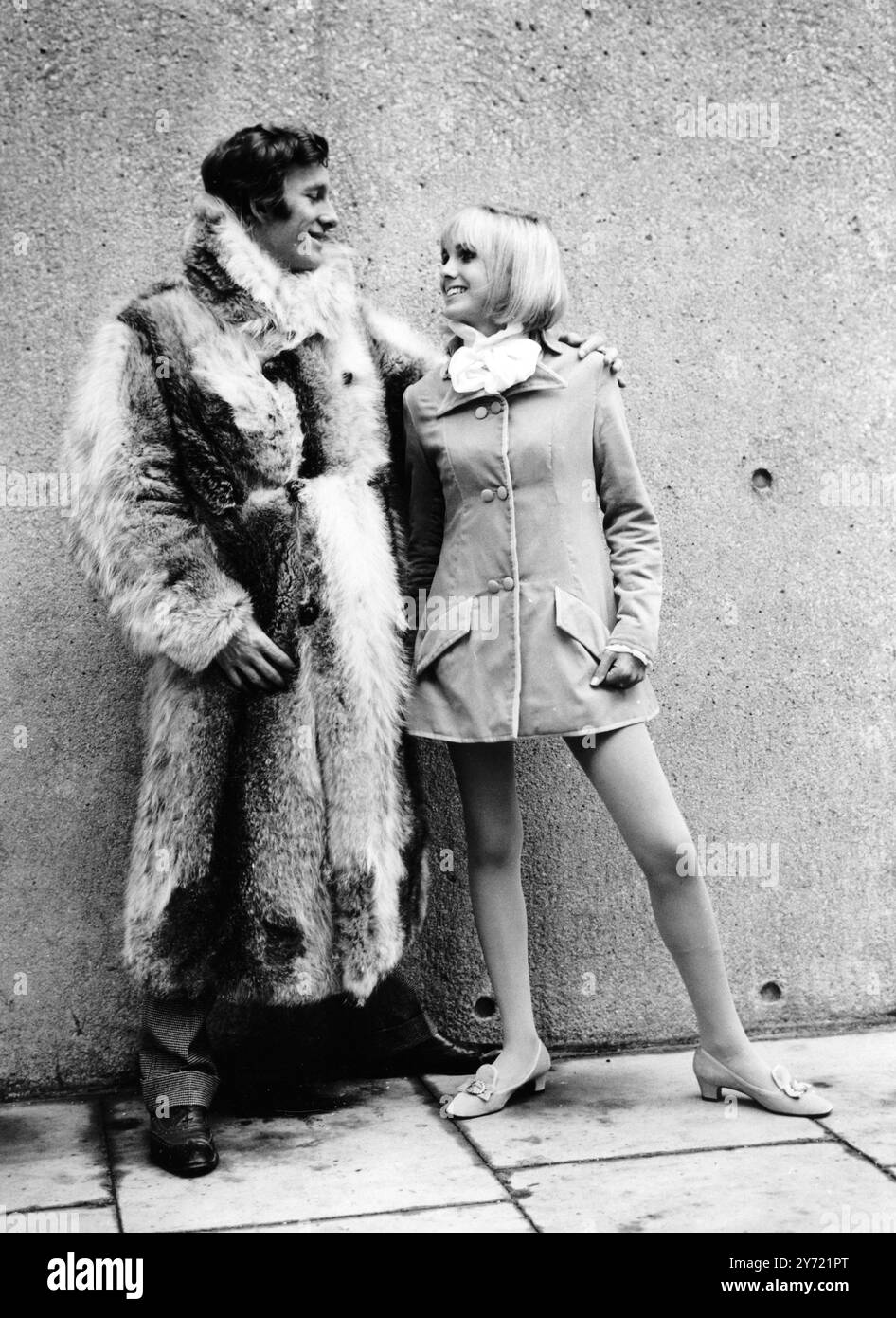 Little lord fauntleroy suit hi-res stock photography and images - Alamy