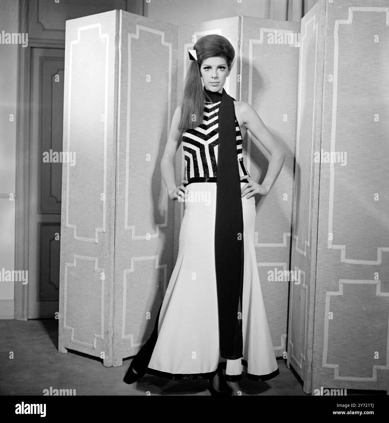 12 add Black and White Stock Photos & Images - Alamy