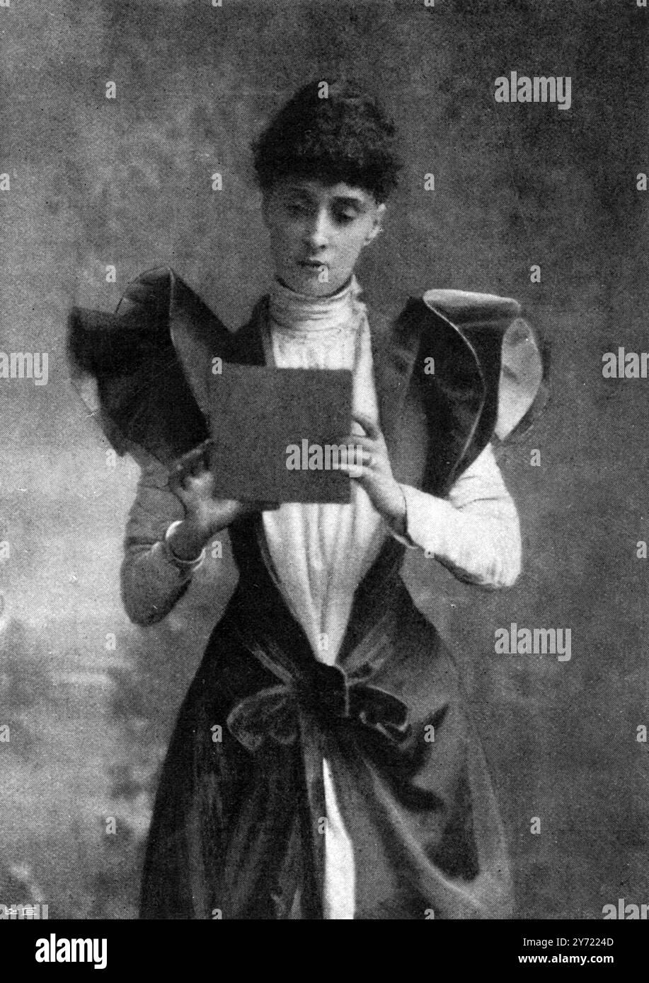 Alice Christiana Gertrude Meynell (née Thompson; 11 October 1847 - 27 ...