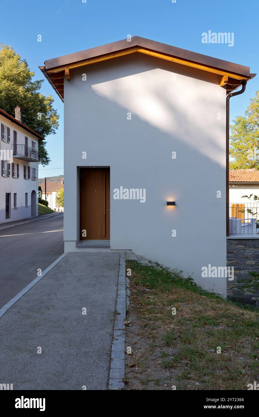 Beautiful newly renovated house hi-res stock photography and images - Alamy
