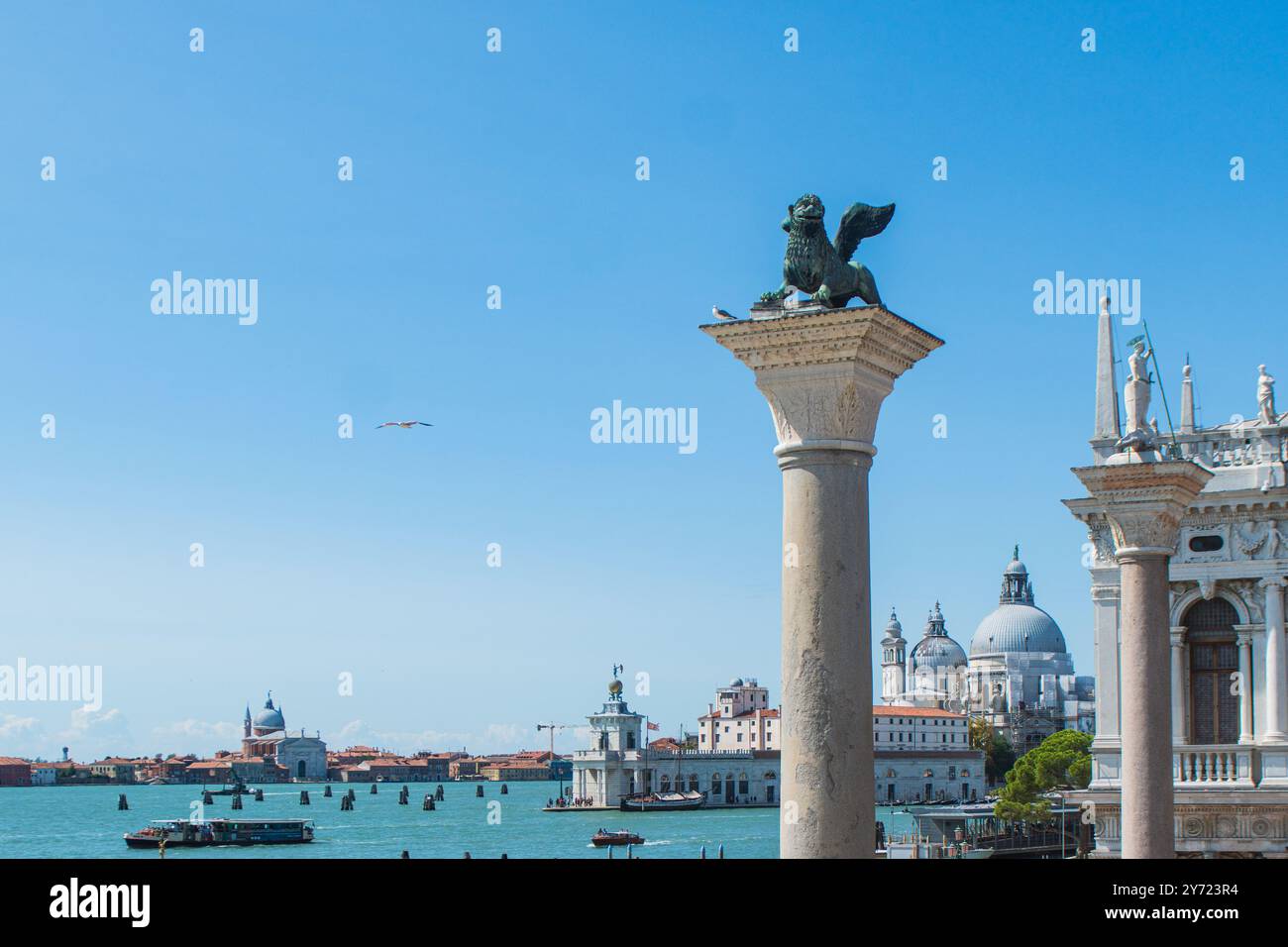 VENEZIA, ITALY – AUGUST 25, 2021: The iconic bronze statue of the Lion ...