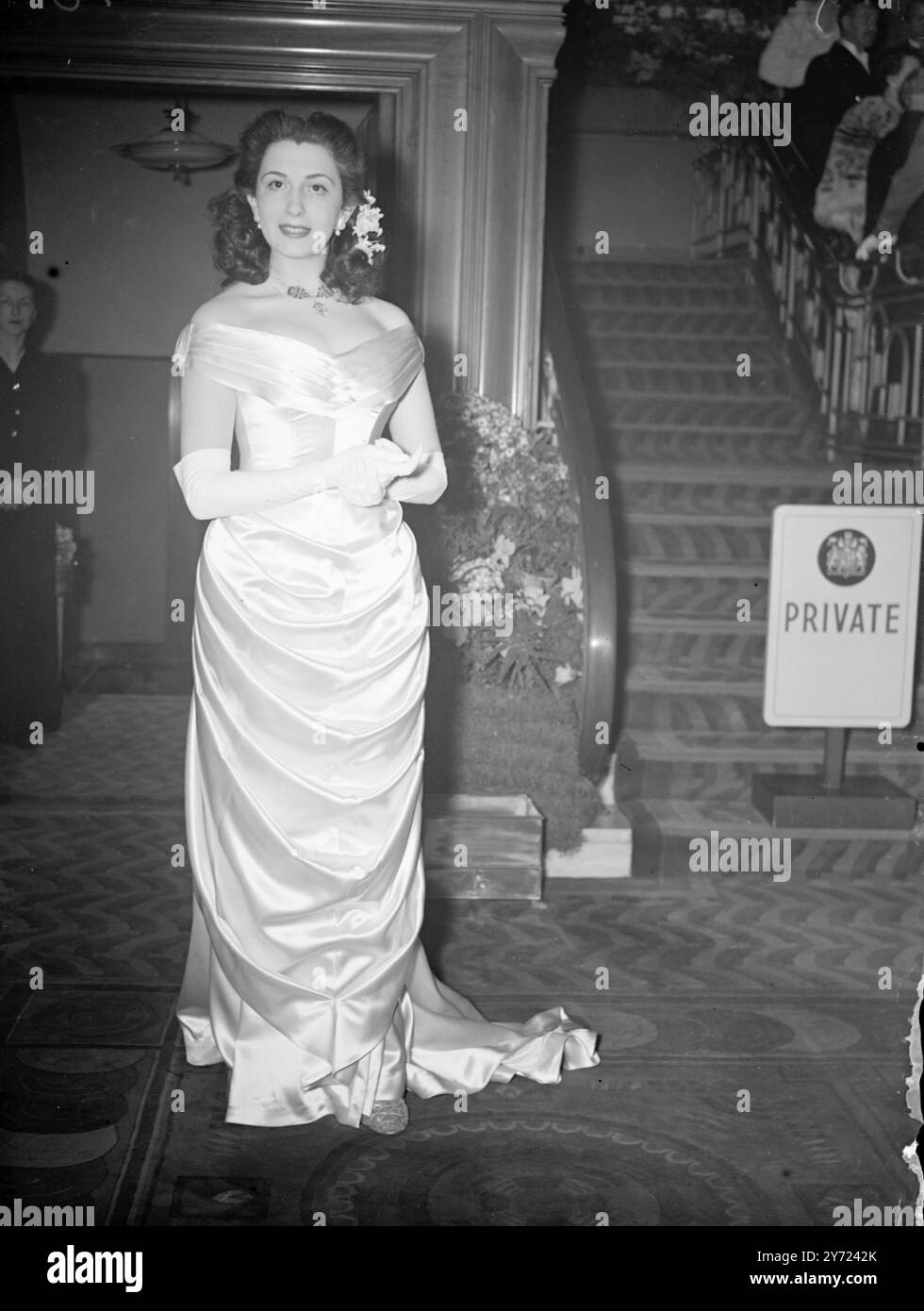 Queen Mary Attends "Corridor of Mirrors" Premier. H.M Queen Mary ...