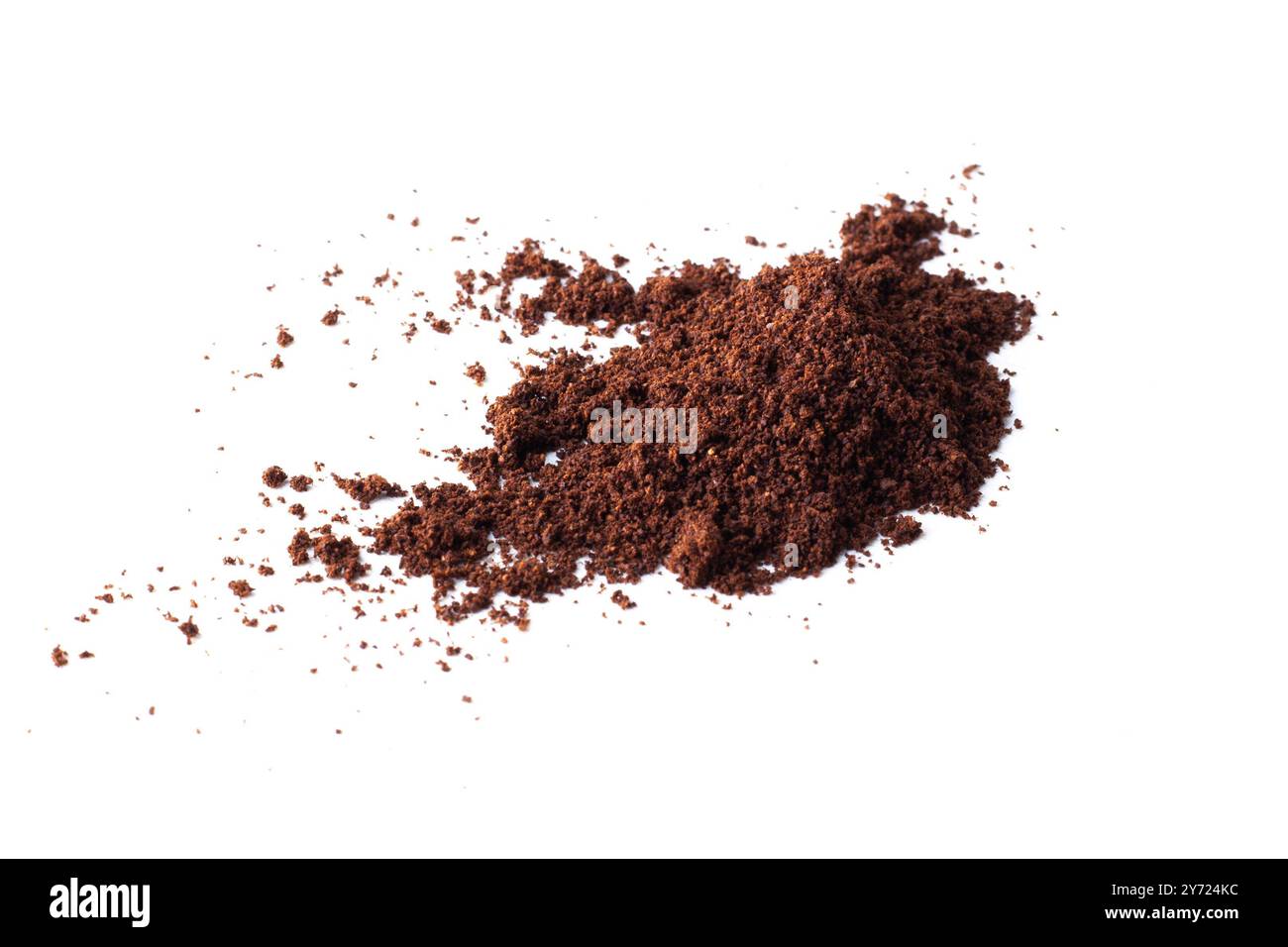 Isolated coffee powder. White background. Small heap Stock Photo - Alamy