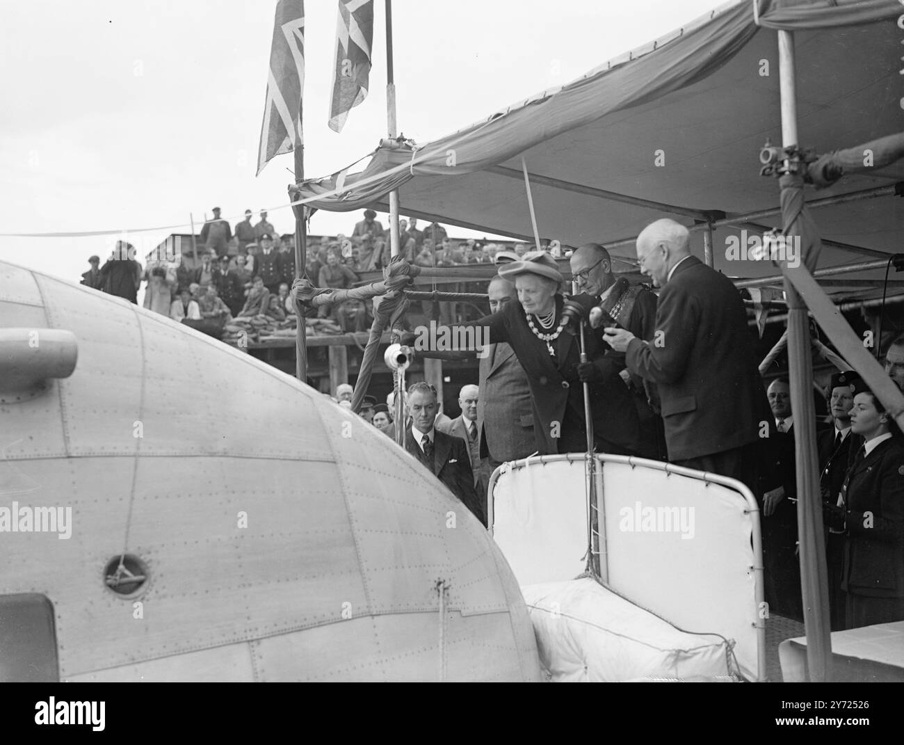 Southampton marine terminal flying boat hi-res stock photography and ...