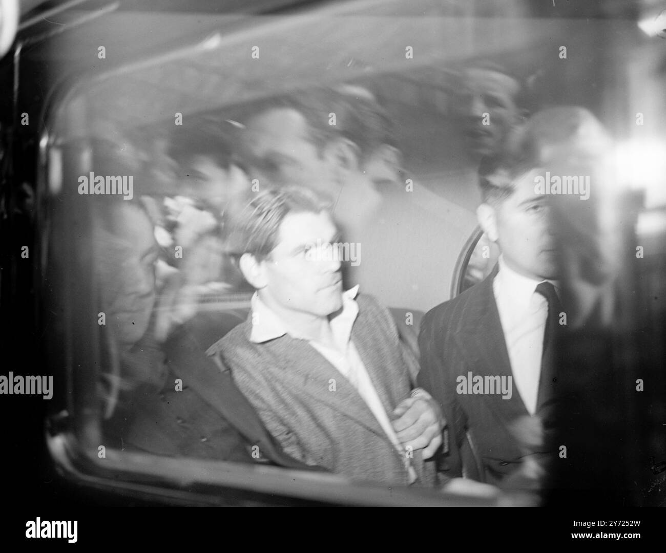 Joseph Purton, the "Dragon Man", who was captured in East London ...