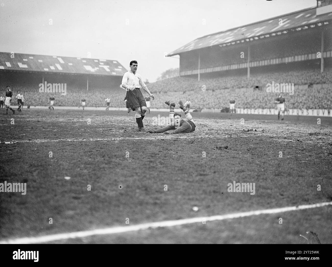 Cup picture over white Black and White Stock Photos & Images - Alamy