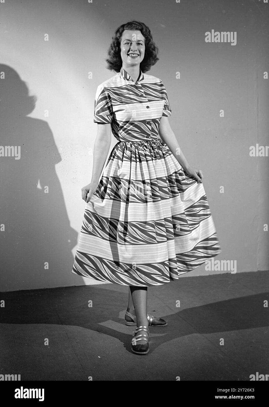 British Wardrobe For America's "Cotton Maird" America's 1948 "Maid of ...