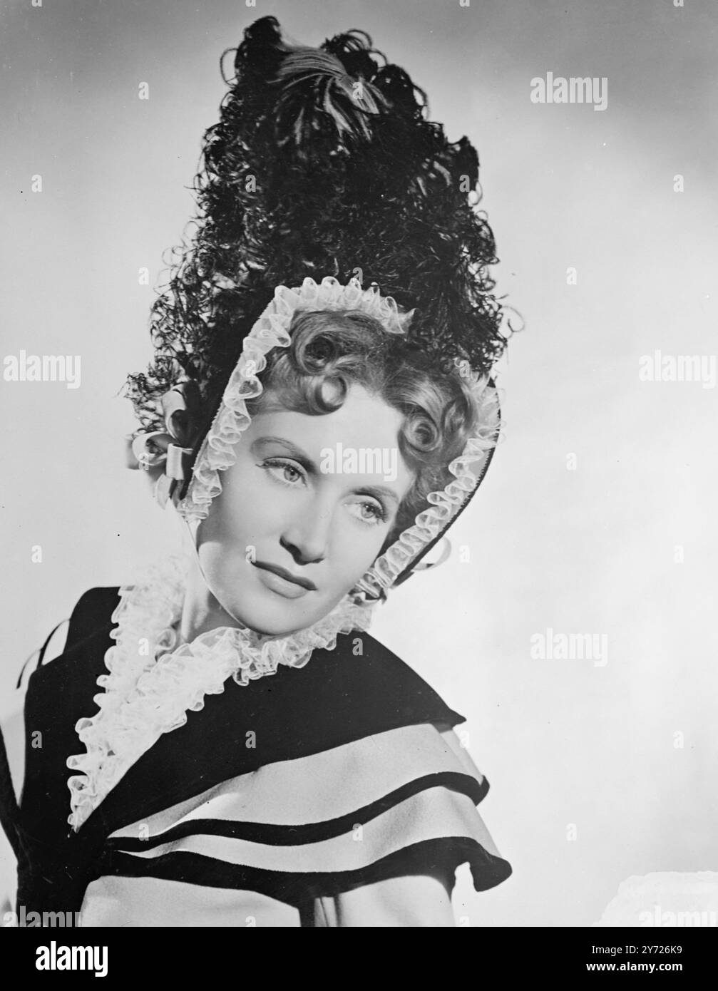 Jean Howell Actress Jean Carson Black And White Stock Photos & Images