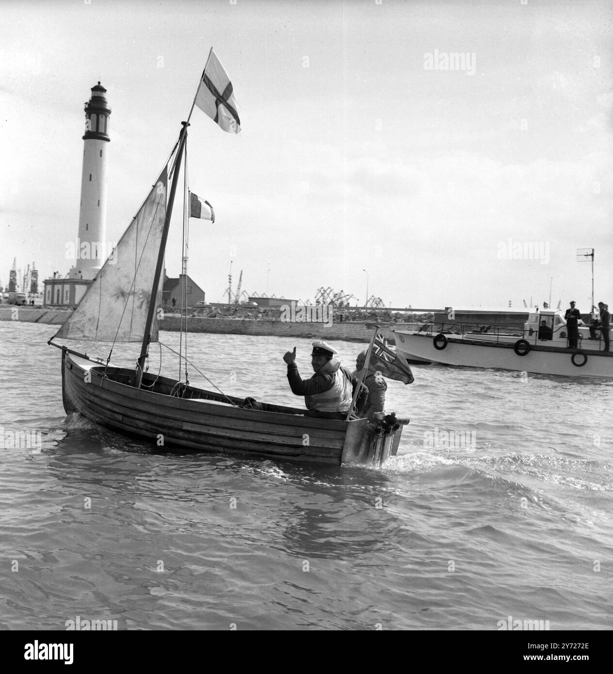 Dunkirk little ships evacuation hi-res stock photography and images - Alamy