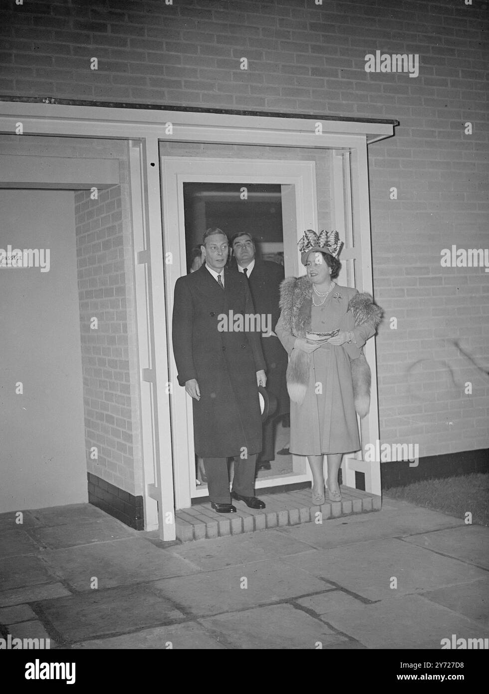 Ideal Homes On Show Today. Their majesties the King and Queen ...