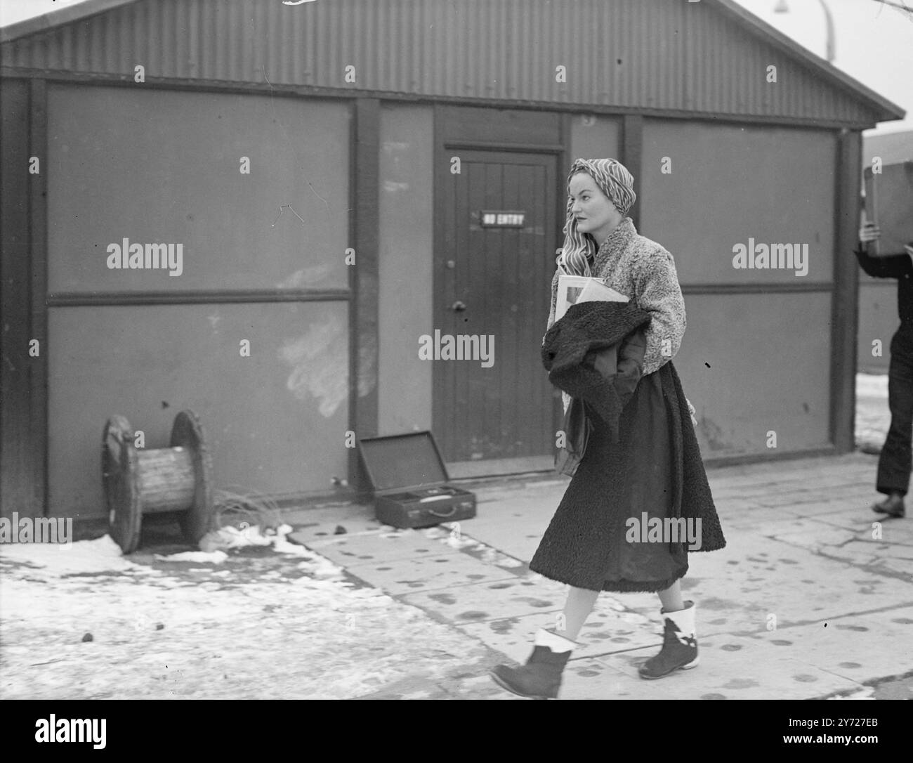 Breif Encounter. Folk at Heathrow Airport London, today got a fleeting ...