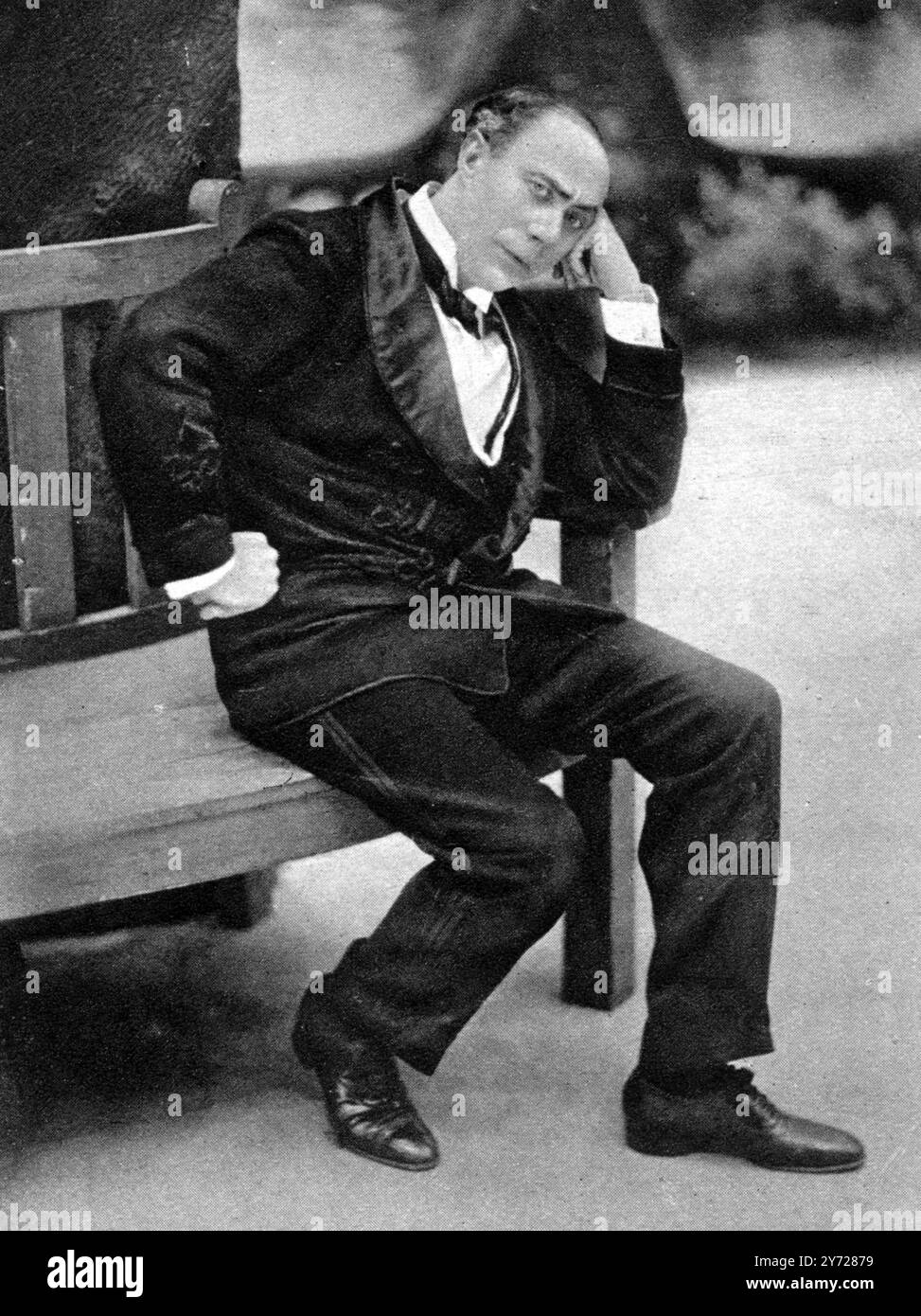 Mr A W Baskcomb as Christopher Skinner in Mercenary Mary at the London ...