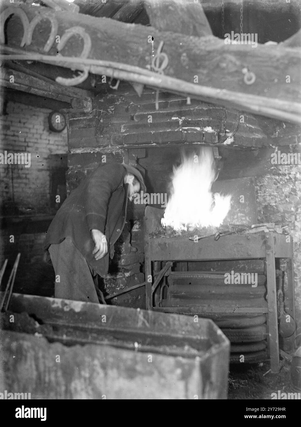 Ww2 demand hi-res stock photography and images - Alamy