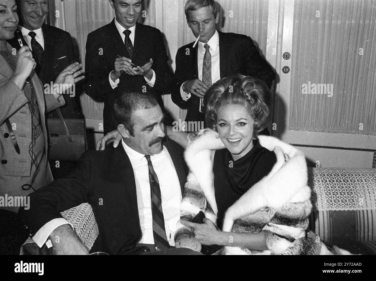 Italian actress 1960s hi-res stock photography and images - Alamy