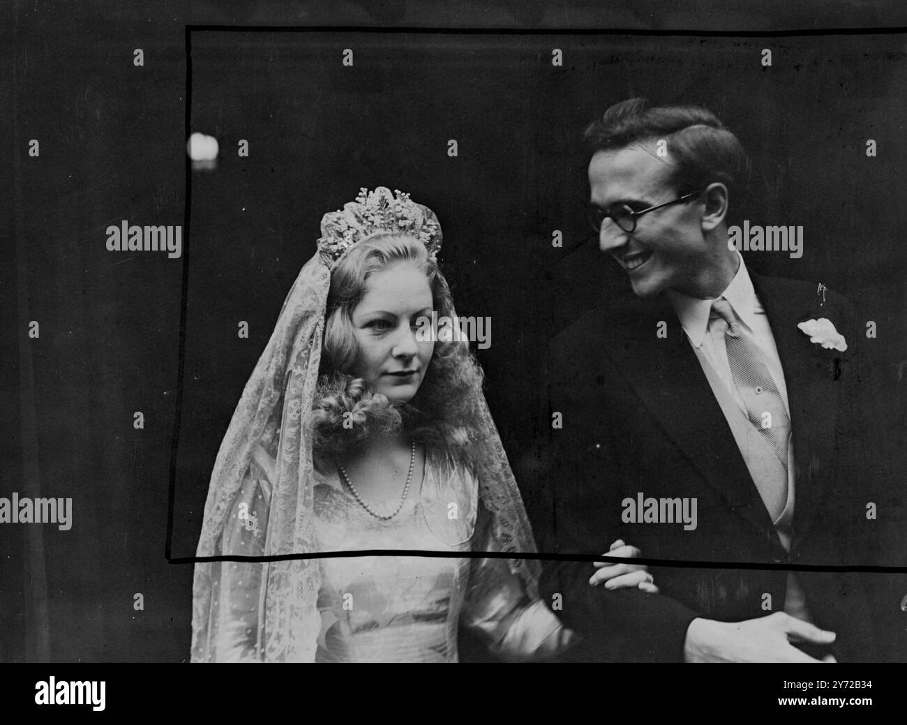 Woman rosemary hair Black and White Stock Photos & Images - Alamy