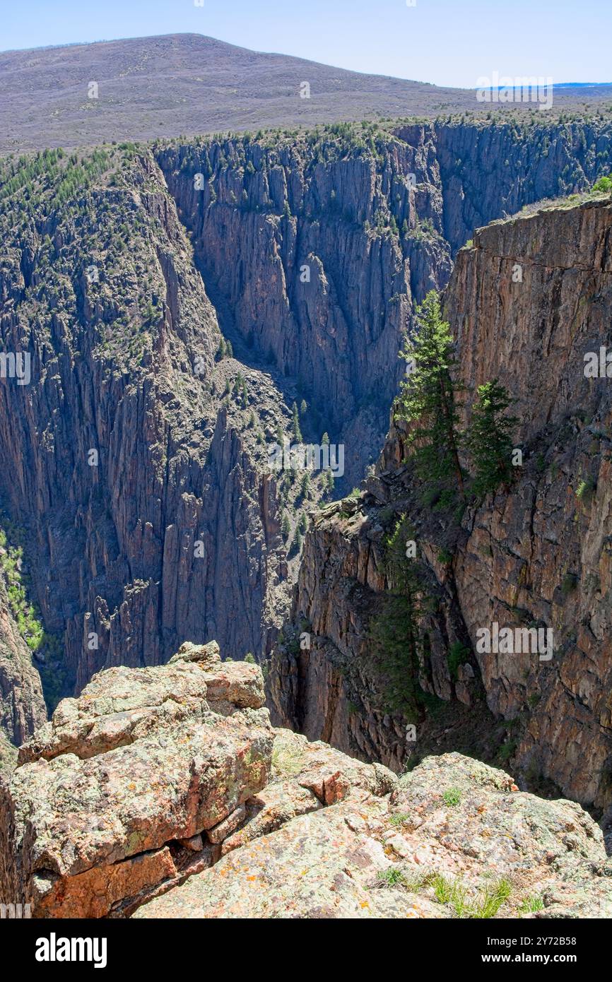 Sheer cliffs in canyon hi-res stock photography and images - Alamy