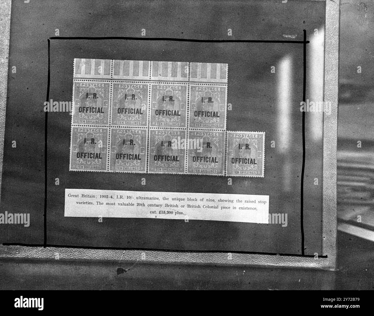 Revenue stamps hi-res stock photography and images - Alamy