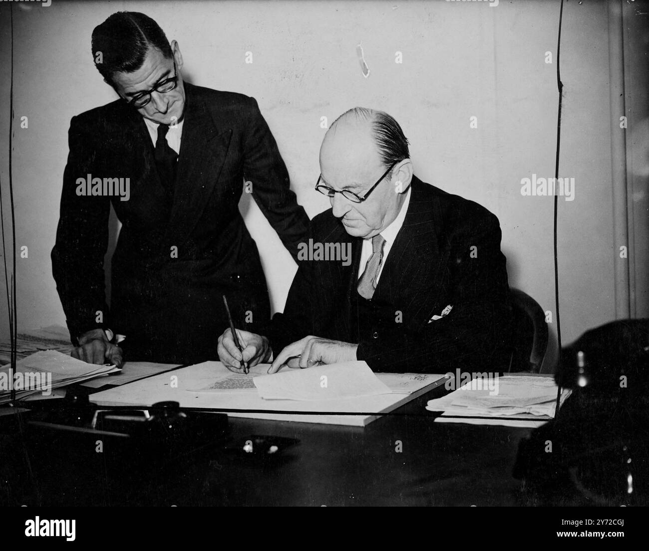 Signature meals Black and White Stock Photos & Images - Alamy