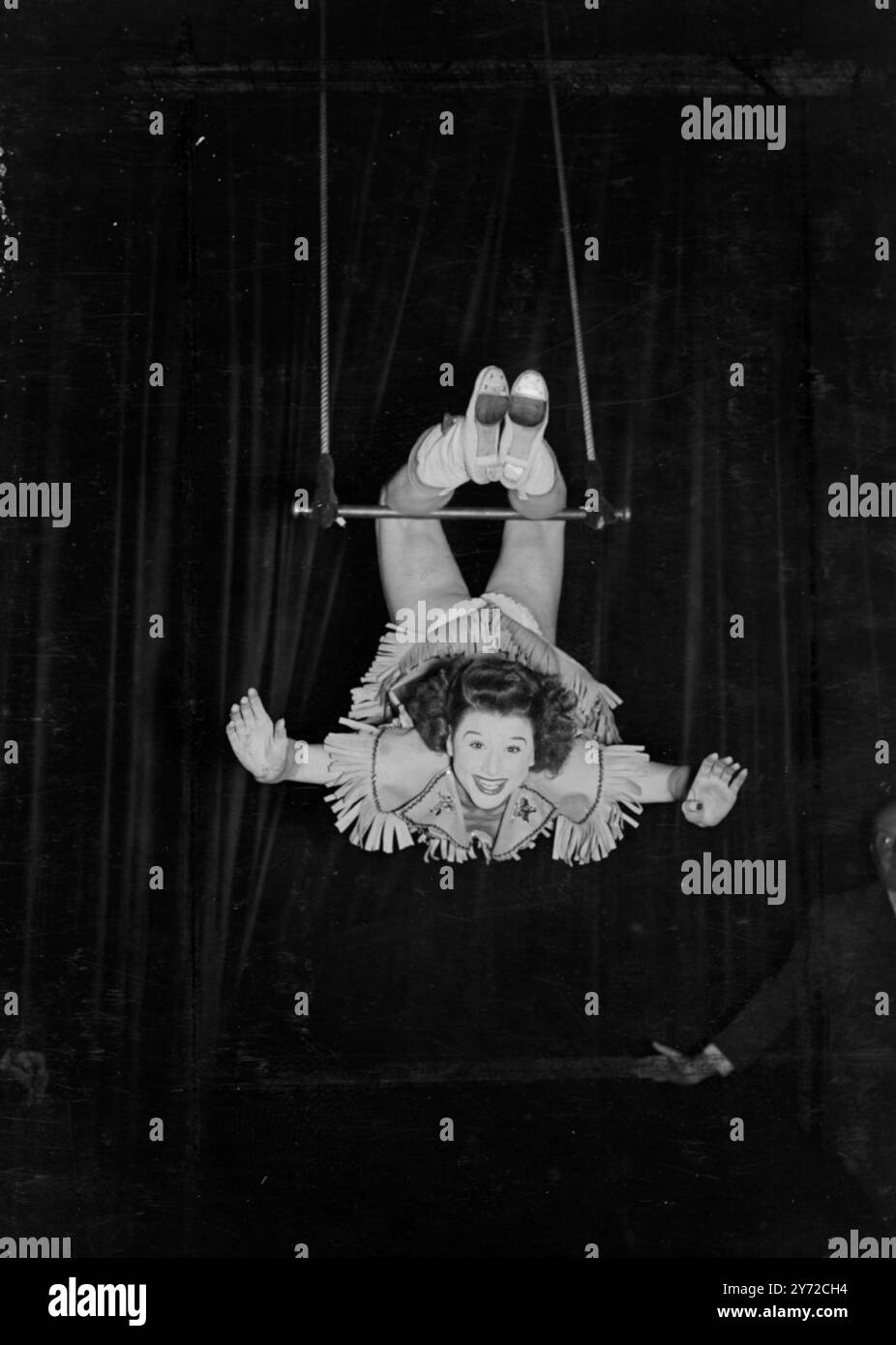 Anita D'Ray , one of the famous Windmill Theatre, London, lovelies ...