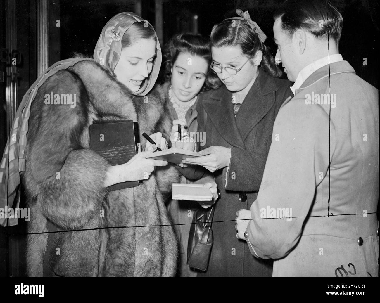 The stars were out tonight. There were huge crowds in Leicester Square ...