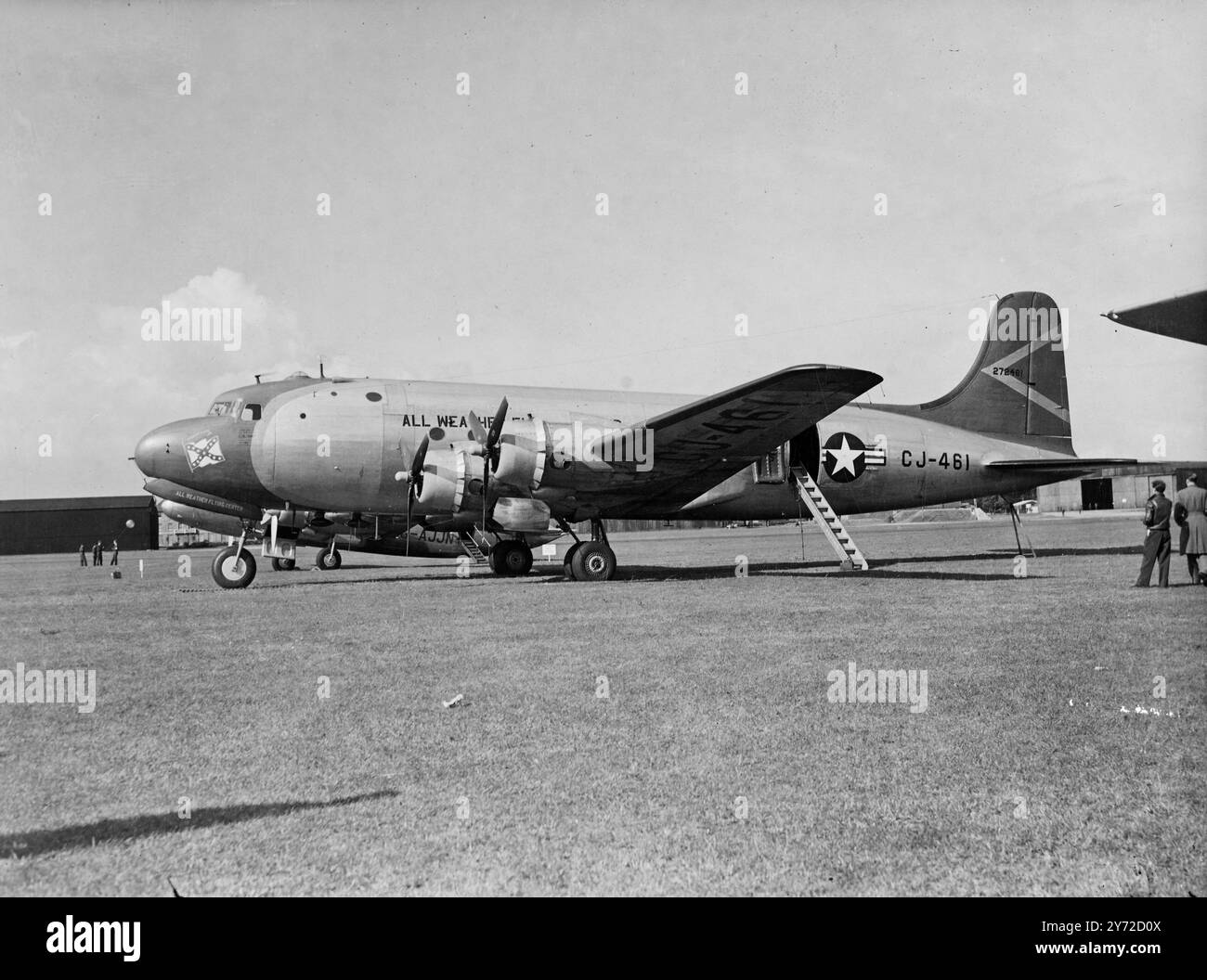 Air force one flies Black and White Stock Photos & Images - Alamy