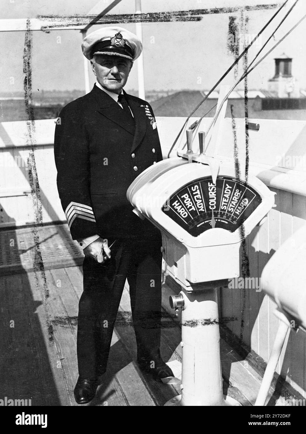 War d Black and White Stock Photos & Images - Alamy