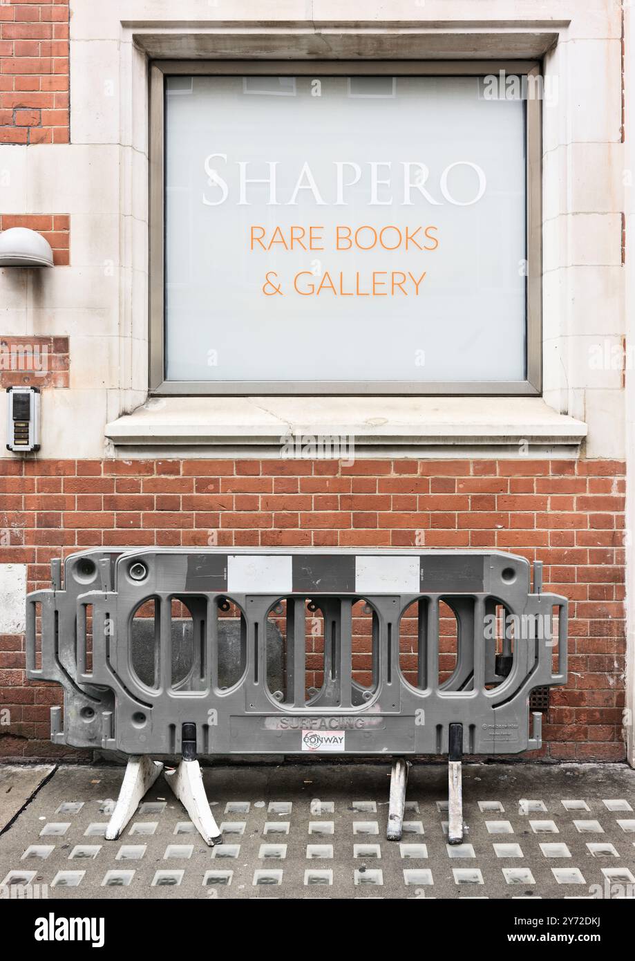 Shapero rare books shop and gallery, Mayfair, London, England Stock ...