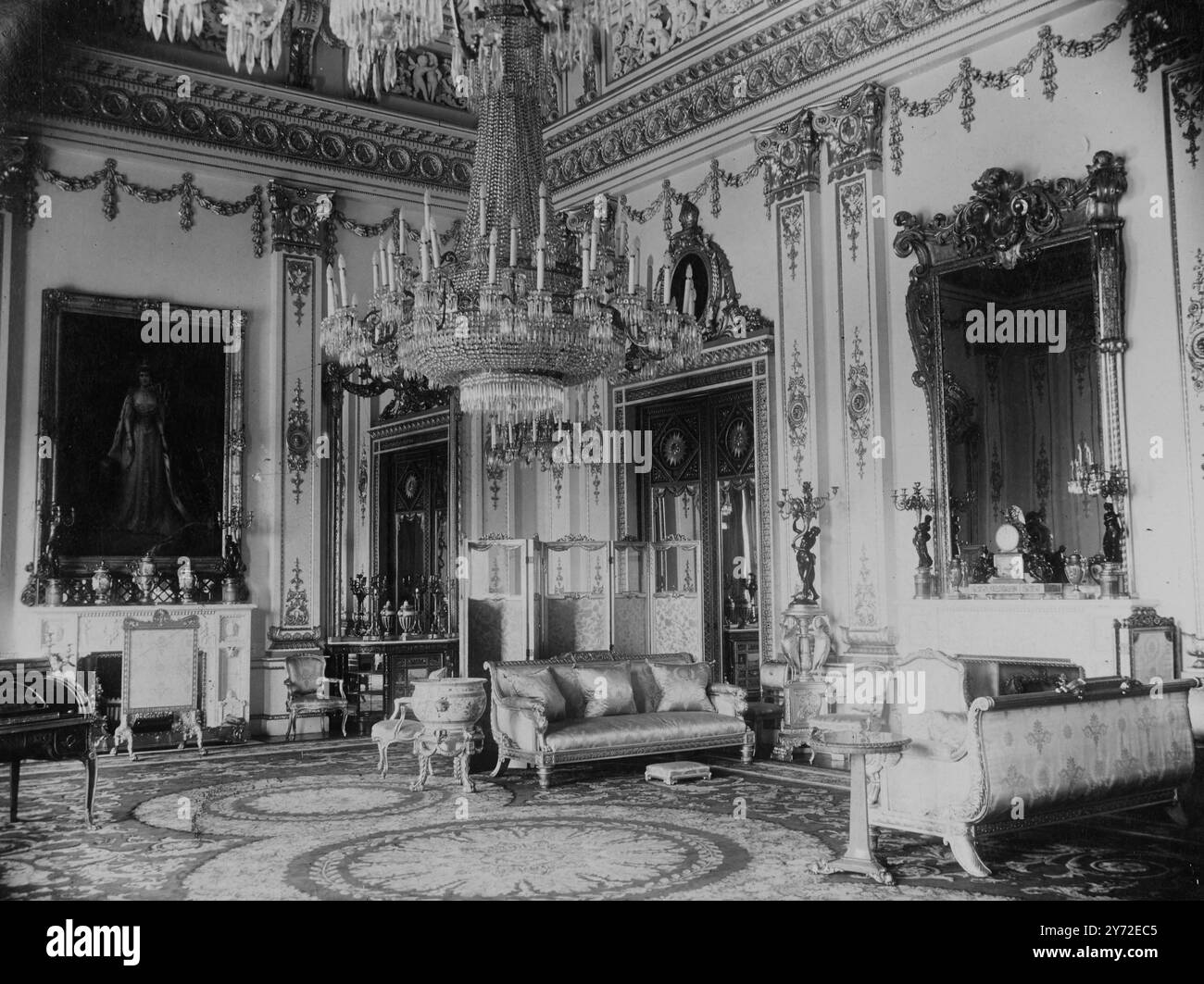 Although the external appearance of Buckingham Palace has been greatly ...