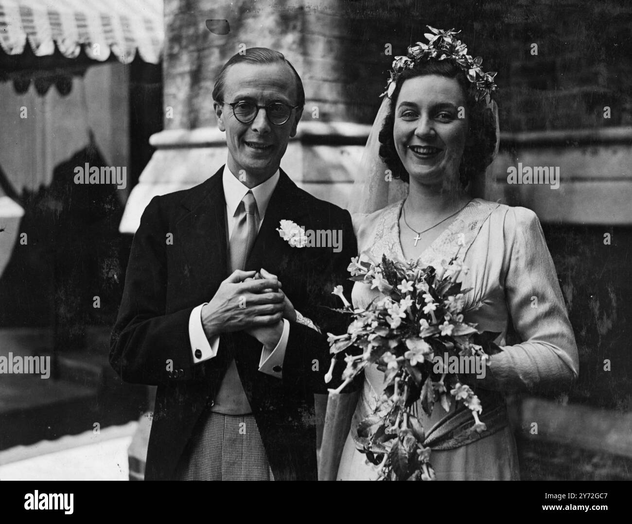 Married at St Pauls Knightsbridge this afternoon was Mr. Greville Poke ...