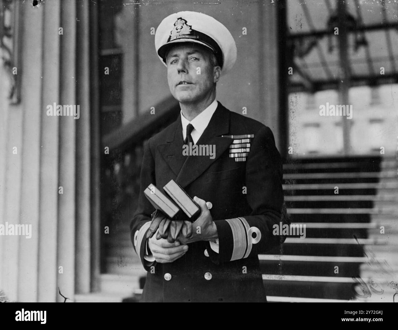 Rear Admiral William Gladstone Agnew K.C.V.O., C.B.E., D.S.O. captain ...