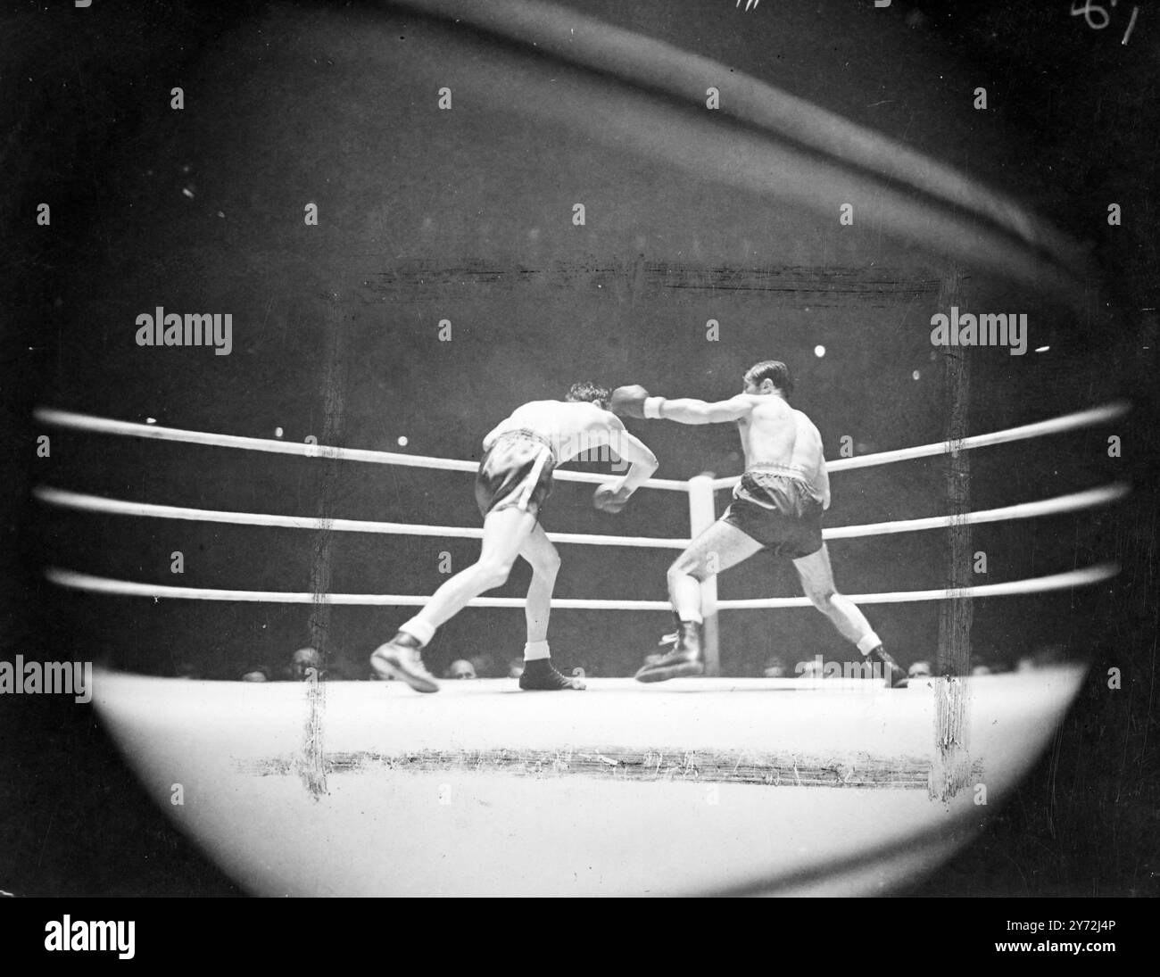 Al Phillips, Empire featherweight champion, is fighting Raymond ...