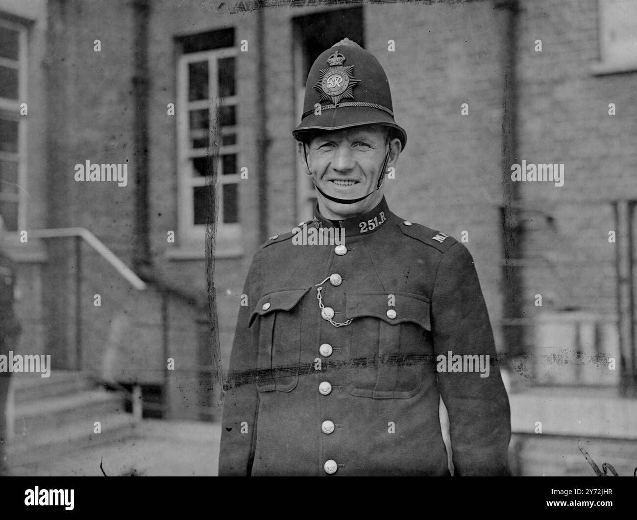 1940s police constable uniform hi-res stock photography and images - Alamy